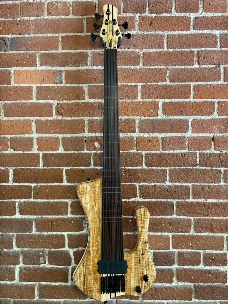 New Extreman Fretless - MGBASS GUITARS
